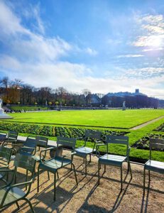 סתיו בפריז - חופשה של אמא ובת בעיר האורות - מטיילים בכיפה